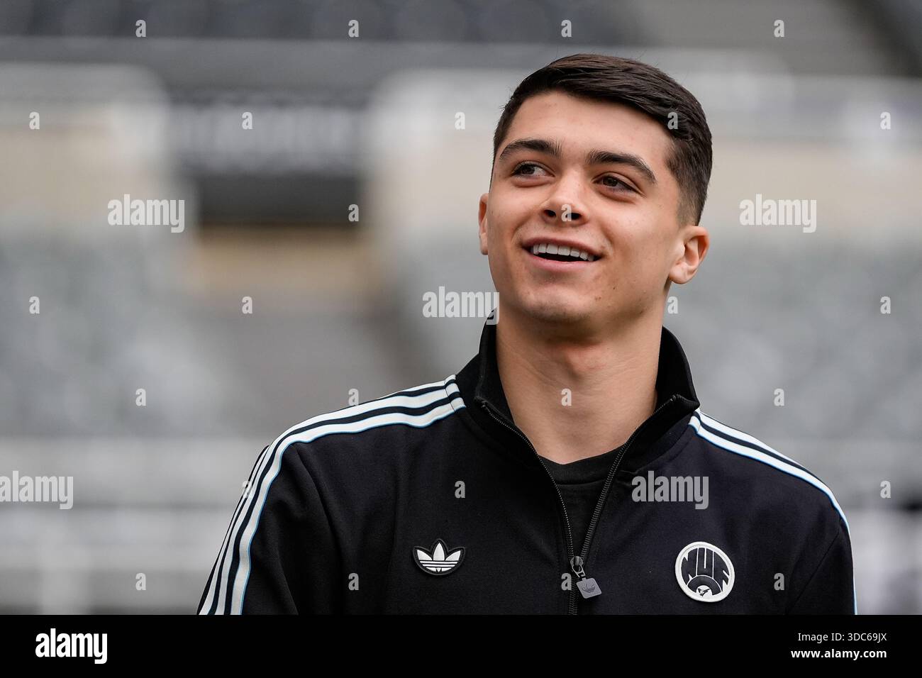 Lewis Miley of Newcastle United arrives at the stadium during the ...