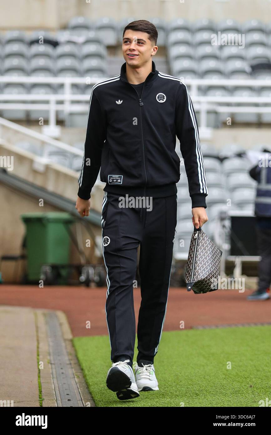 Lewis Miley Of Newcastle United Arrives during the Newcastle United v ...