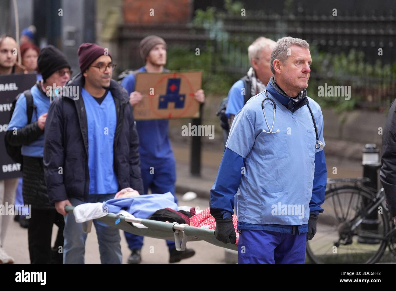Irish Health Workers for Palestine pass the Gaza Solidarty Nativity ...