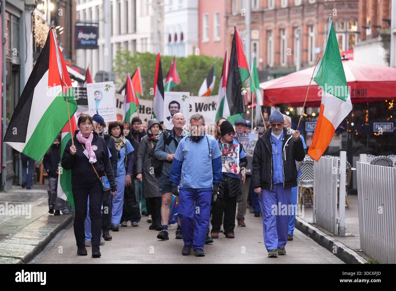 Irish Health Workers for Palestine pass the Gaza Solidarty Nativity ...
