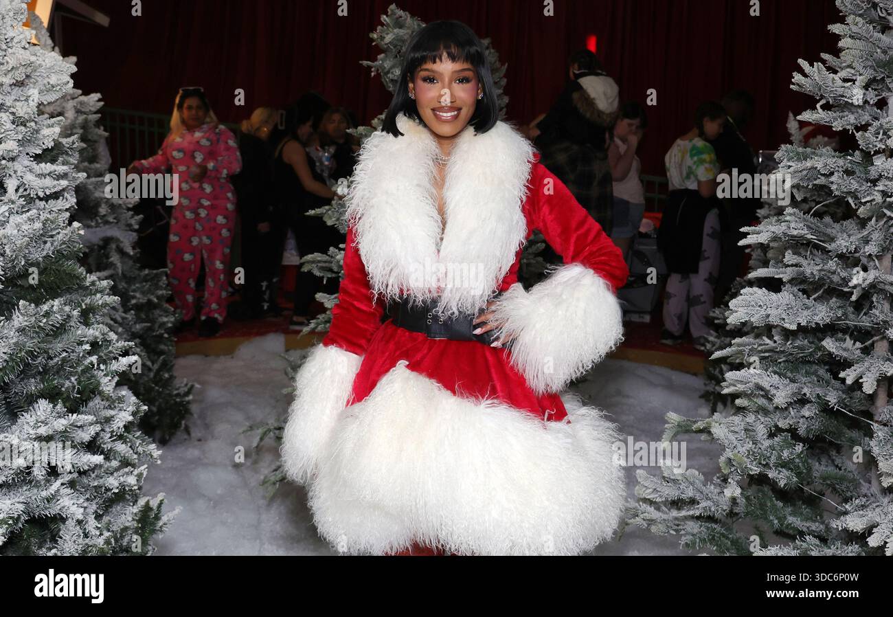19 December 2025 - Los Angeles, California - Raven Tracy. 'Santa, Snow ...