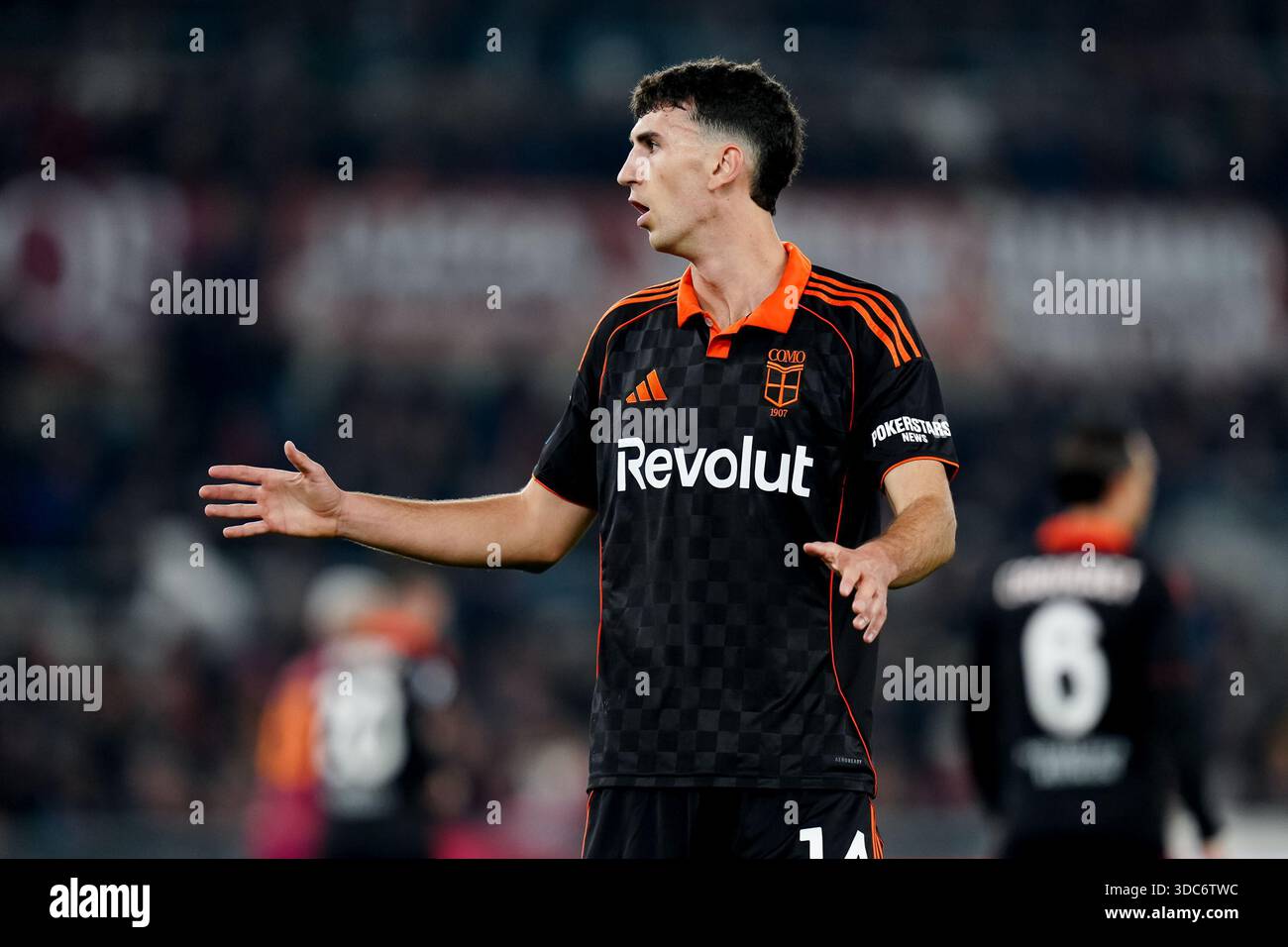 Jacobo Ramon of Como 1907 gestures during the Serie A Enilive match ...