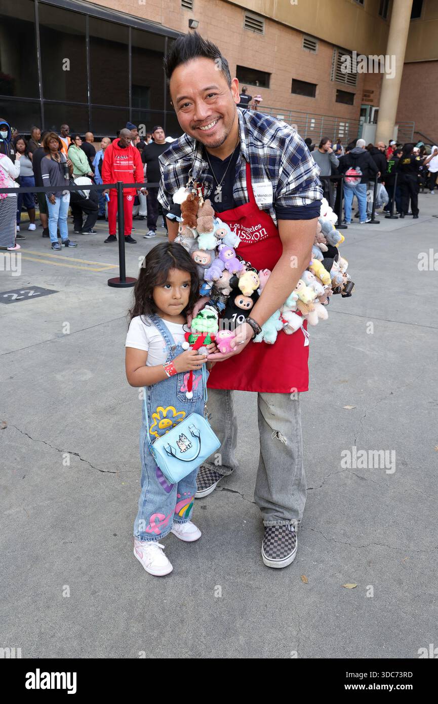 19 December 2025 - Los Angeles, California - Nick Mendoza. Hope The ...