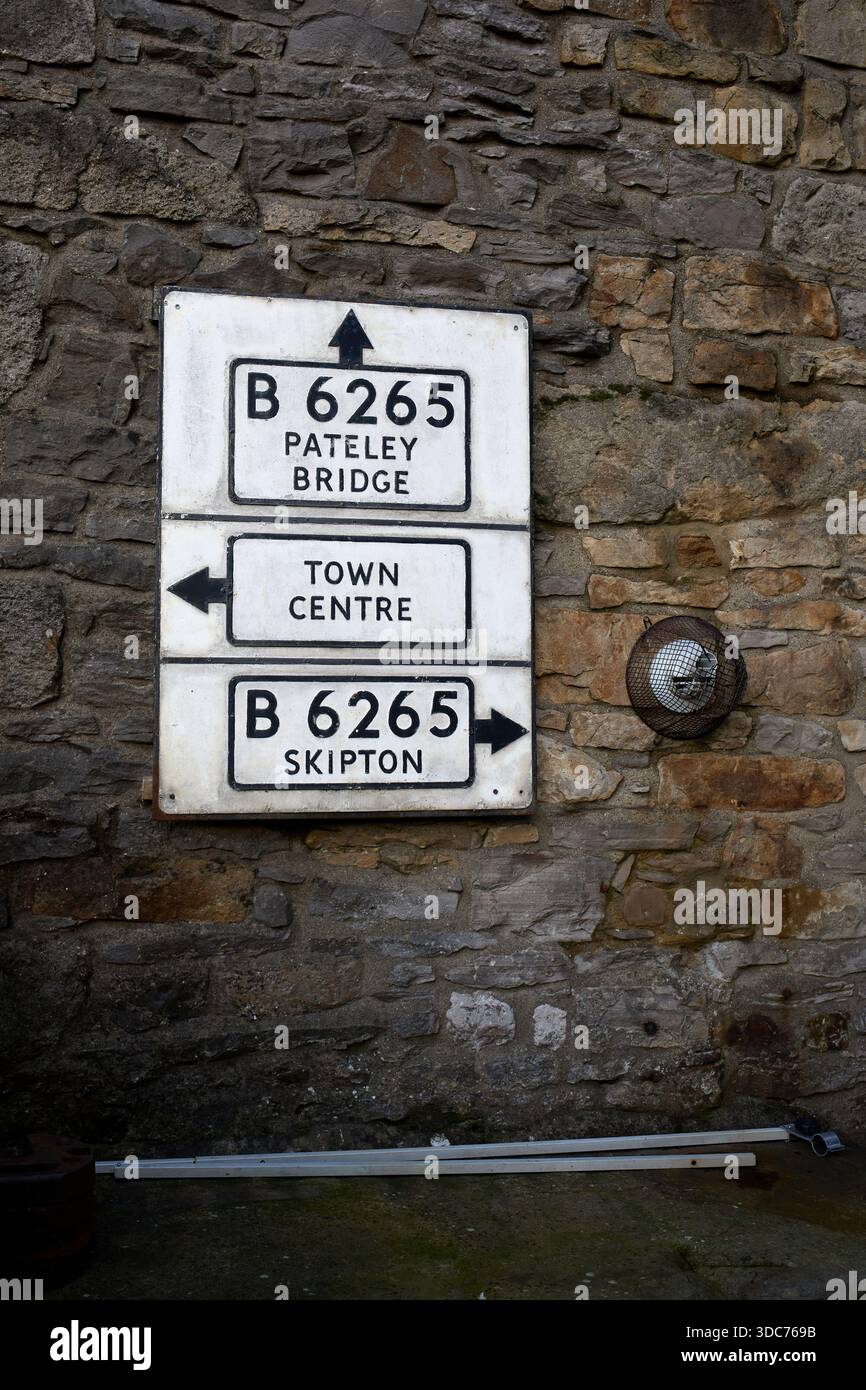 Grassington, North Yorkshire, England, UK. 3rd December 2025. Views pre ...
