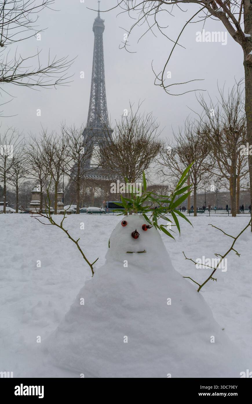 Paris, France, Snowman with Eiffel Tower, Scenic, Winter Landscape ...