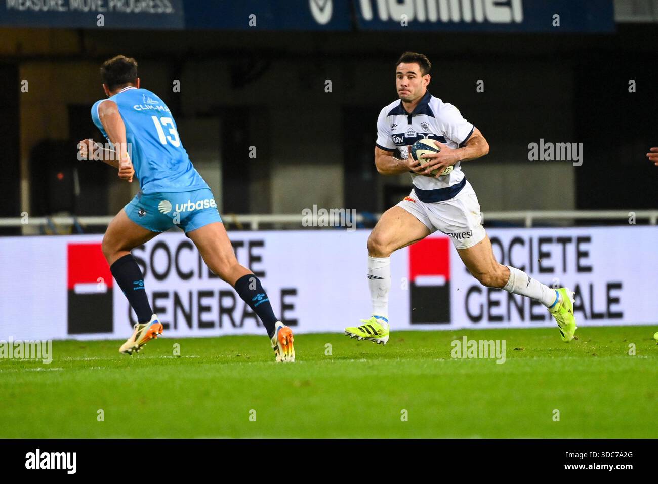 Geoffrey PALIS of Castres during the Top 14 match between Montpellier ...