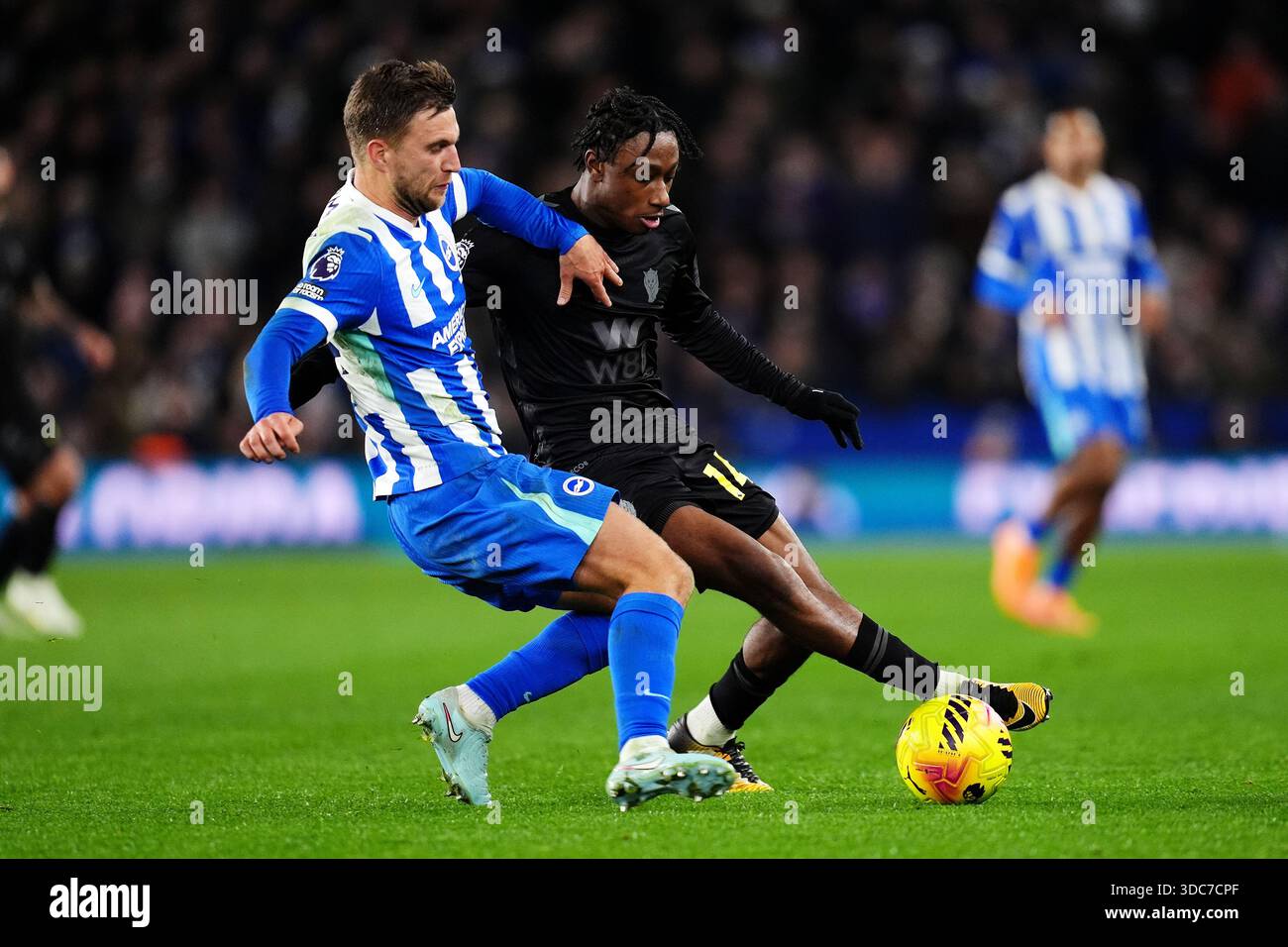 Sunderland's Romaine Mundle (right) and Brighton and Hove Albion's Joel ...