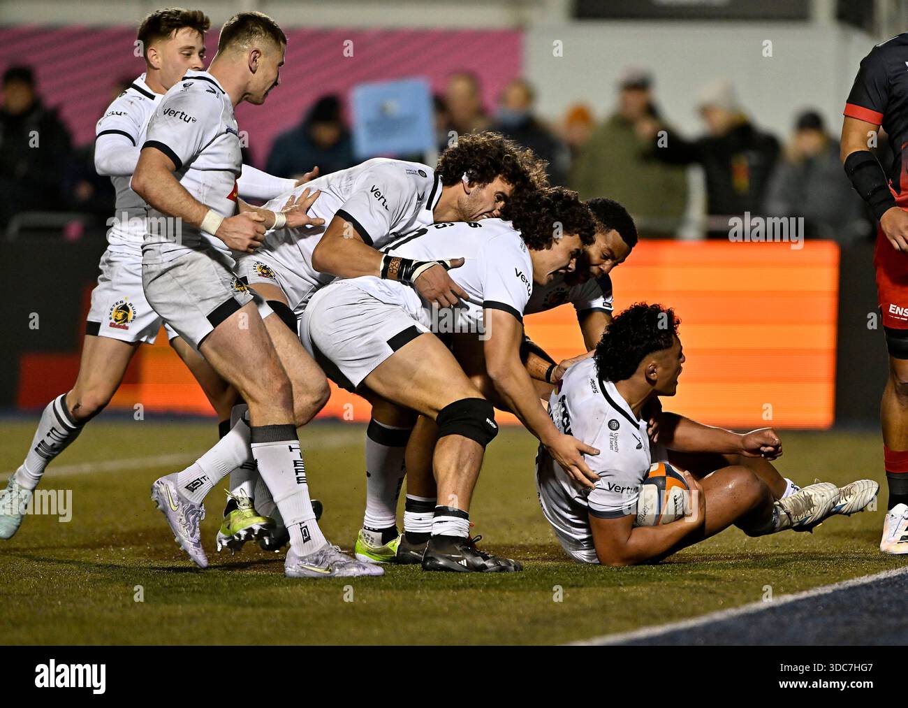 Barnet. United Kingdom. 20 December 2025. Prem Rugby. Saracens V Exeter ...