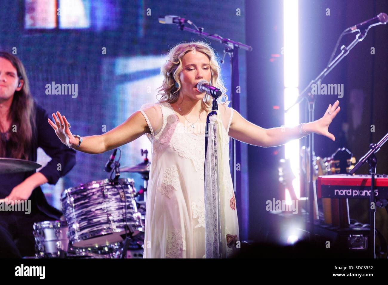 December 19, 2025, Denver, Colorado, USA: American country singer Avery ...