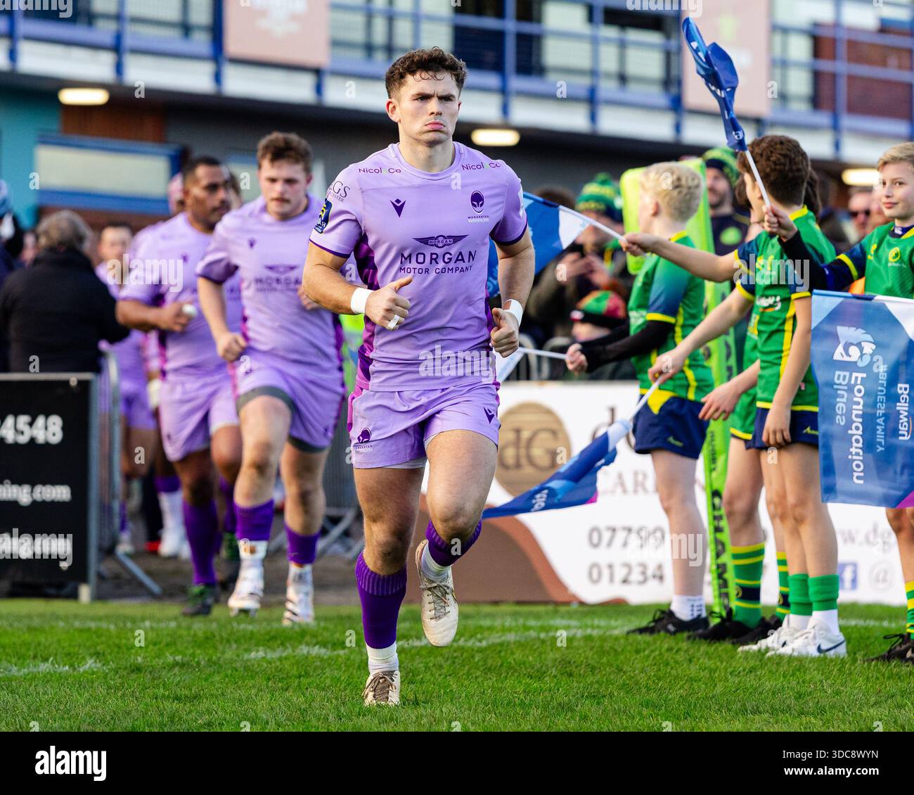 Bedord, England, UK, 19 December 2025. Will Reed of Worcester Warriors ...
