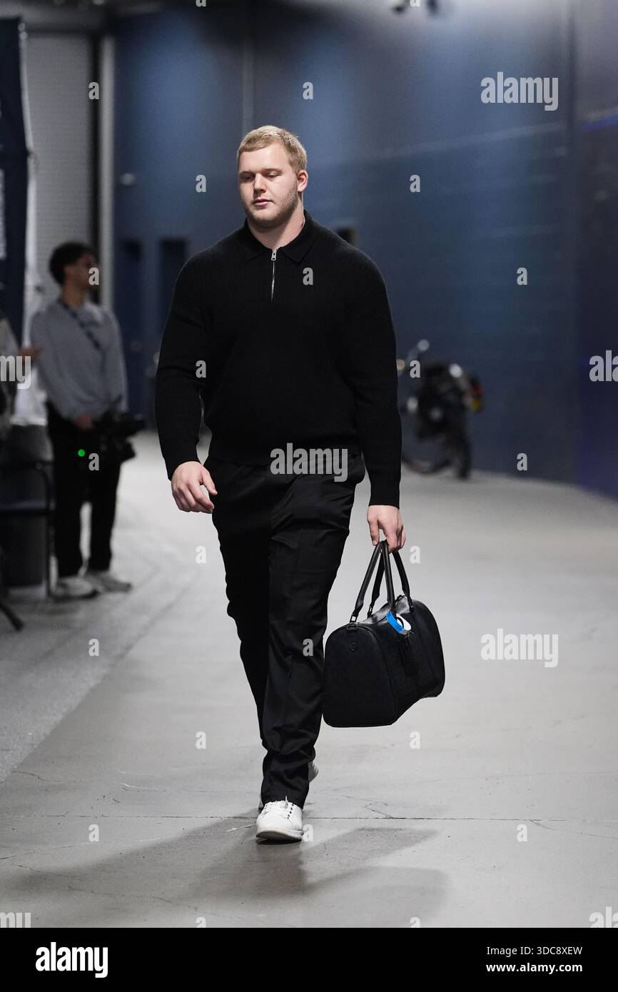 Seattle Seahawks defensive end Rylie Mills arrives before an NFL ...