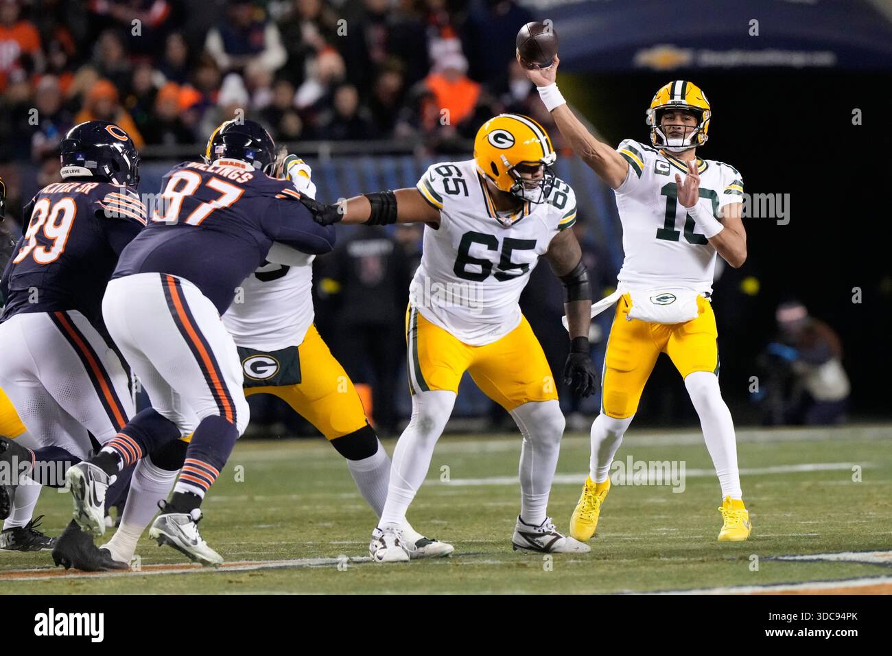 Green Bay Packers' Jordan Love throws during the first half of an NFL ...