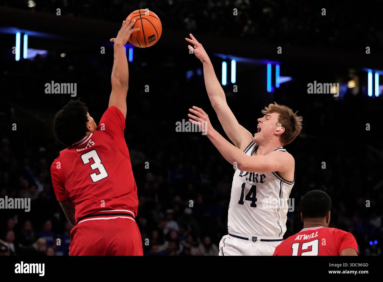 Texas Tech forward Lejuan Watts (3) blocks a shot by Duke guard Nikolas ...