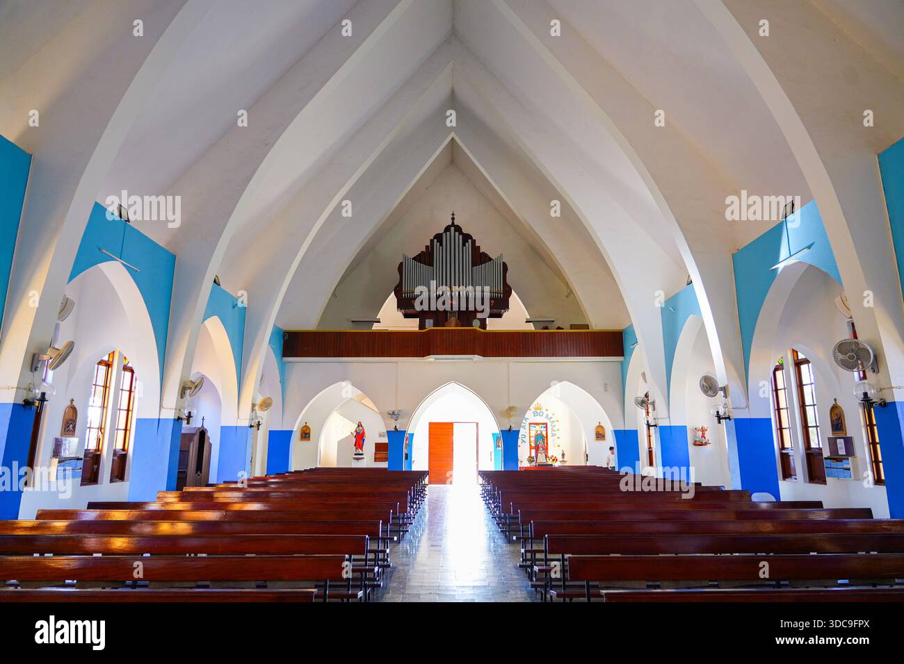 Pipe organ of the San Bernardo Catholic Church in Kralendijk on Bonaire ...