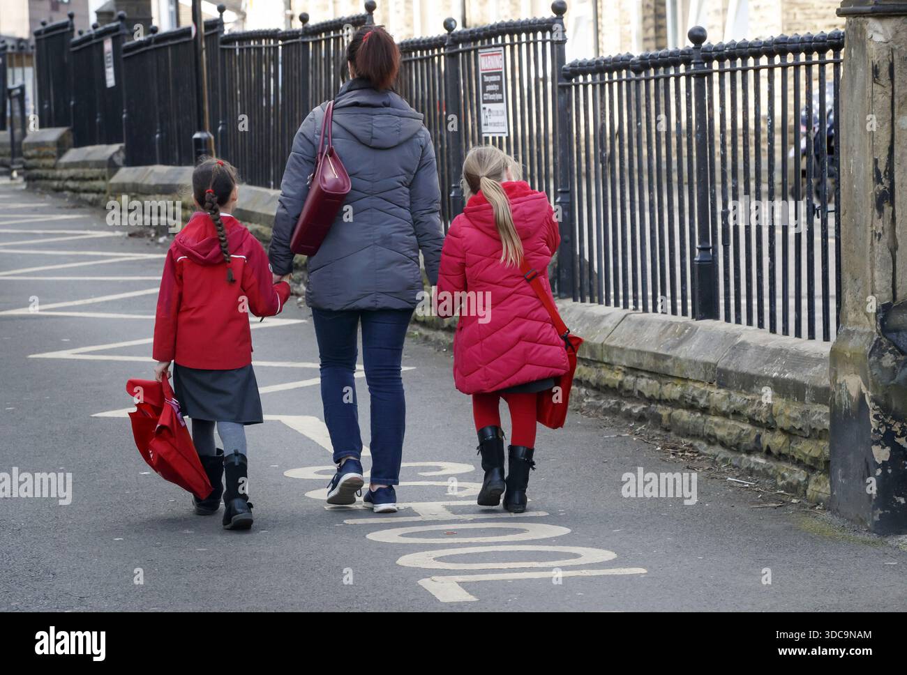 December 13 2025 new hi-res stock photography and images - Alamy