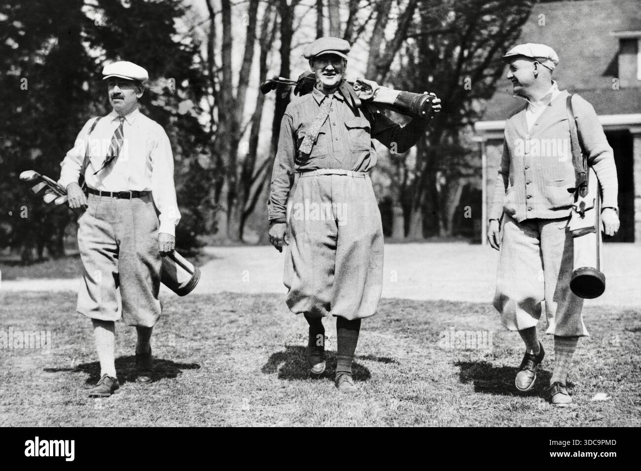 Congressmen golfing hi-res stock photography and images - Alamy