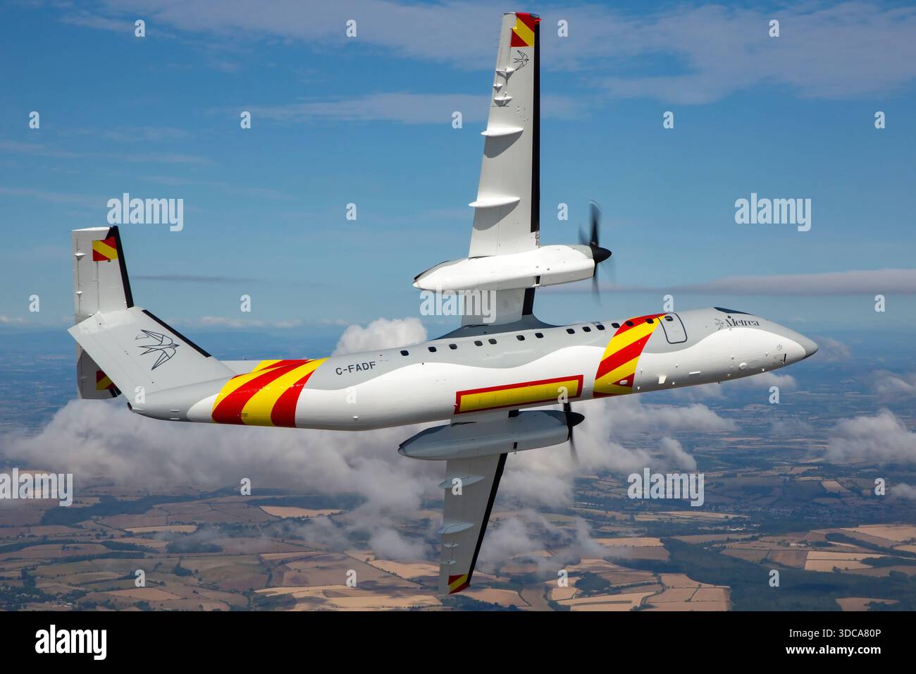 Air-to-air photograph of a Metrea-operated De Havilland Canada DHC-8 ...