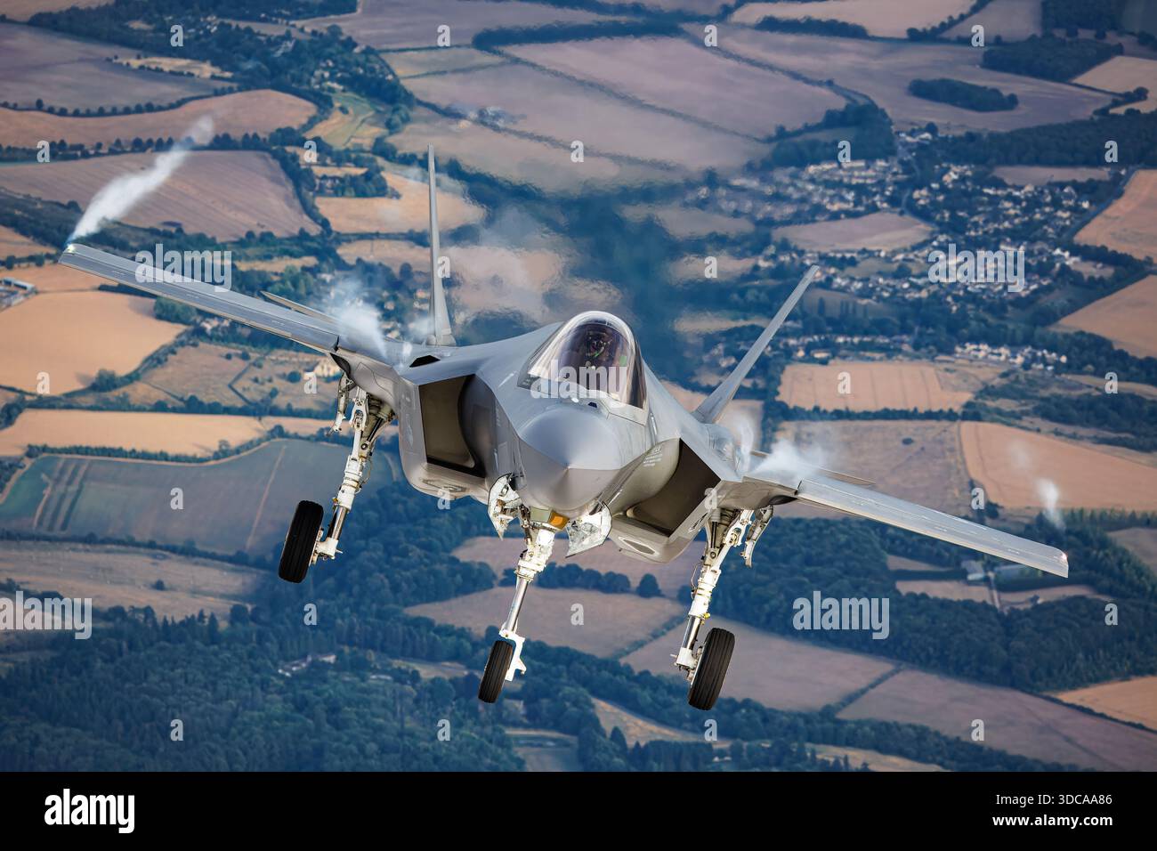 The U.S. Air Force operates the Lockheed Martin F-35 Lightning II ...