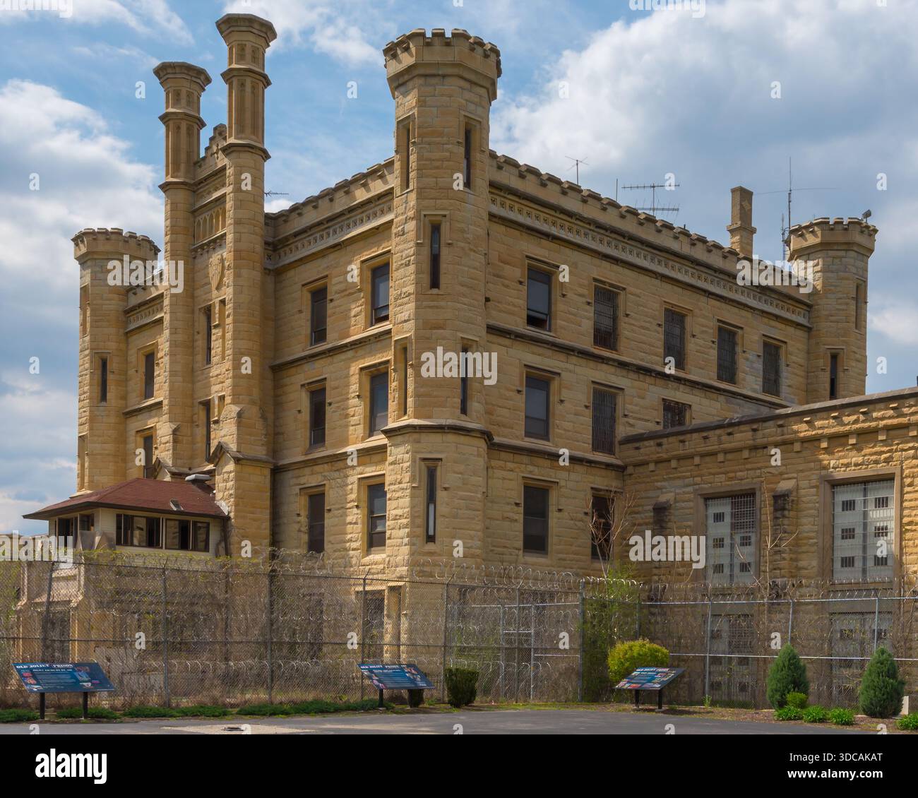 On ROUTE 66, Joliet Correctional Center (a.k.a. Joliet Prison, Illinois ...