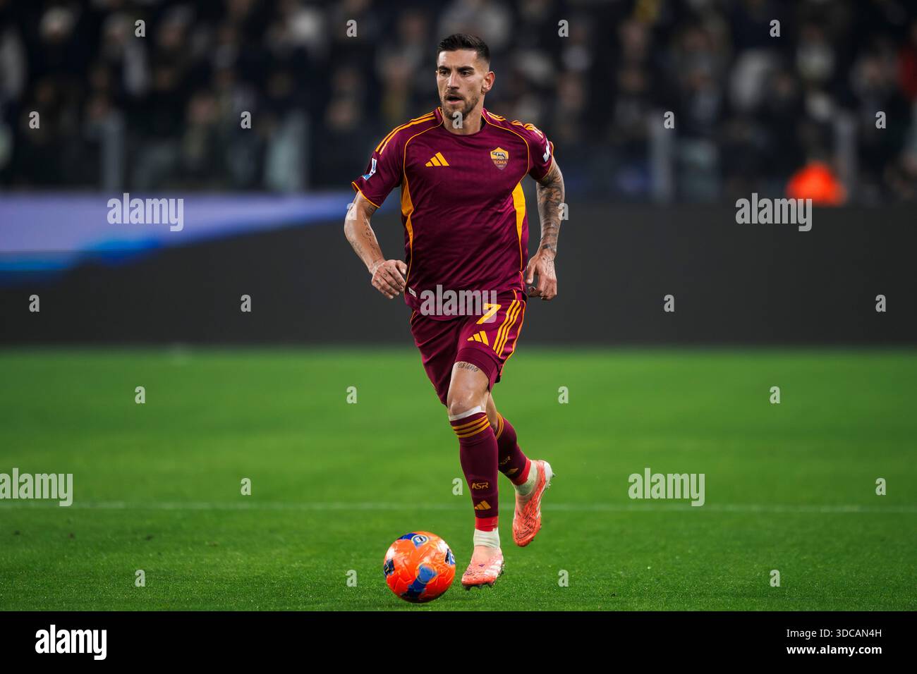 Lorenzo Pellegrini of AS Roma in action during the Serie A football ...