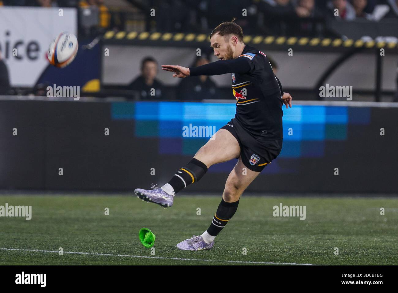 Newcastle, Gbr. 21st Dec, 2025. Brett Connon of Newcastle Red Bulls ...