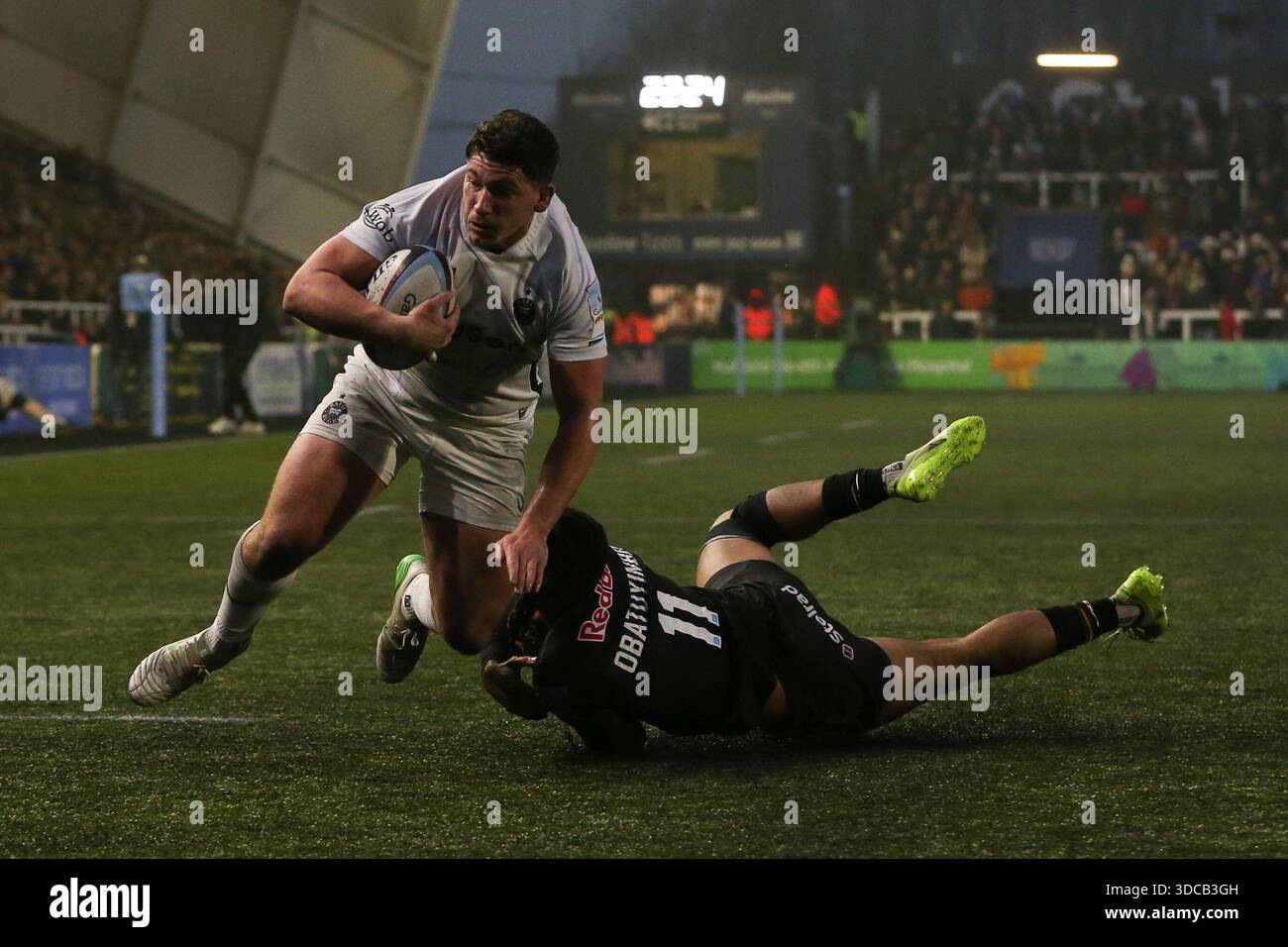 Dan Frost, of Bath Rugby scores their second try during the Gallagher ...