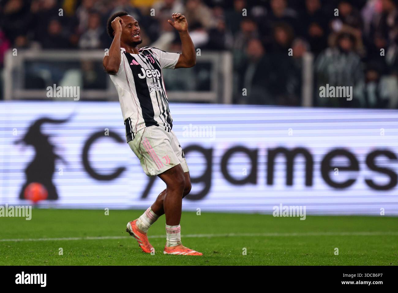 Lois Openda of Juventus Fc looks dejected during the Serie A match ...