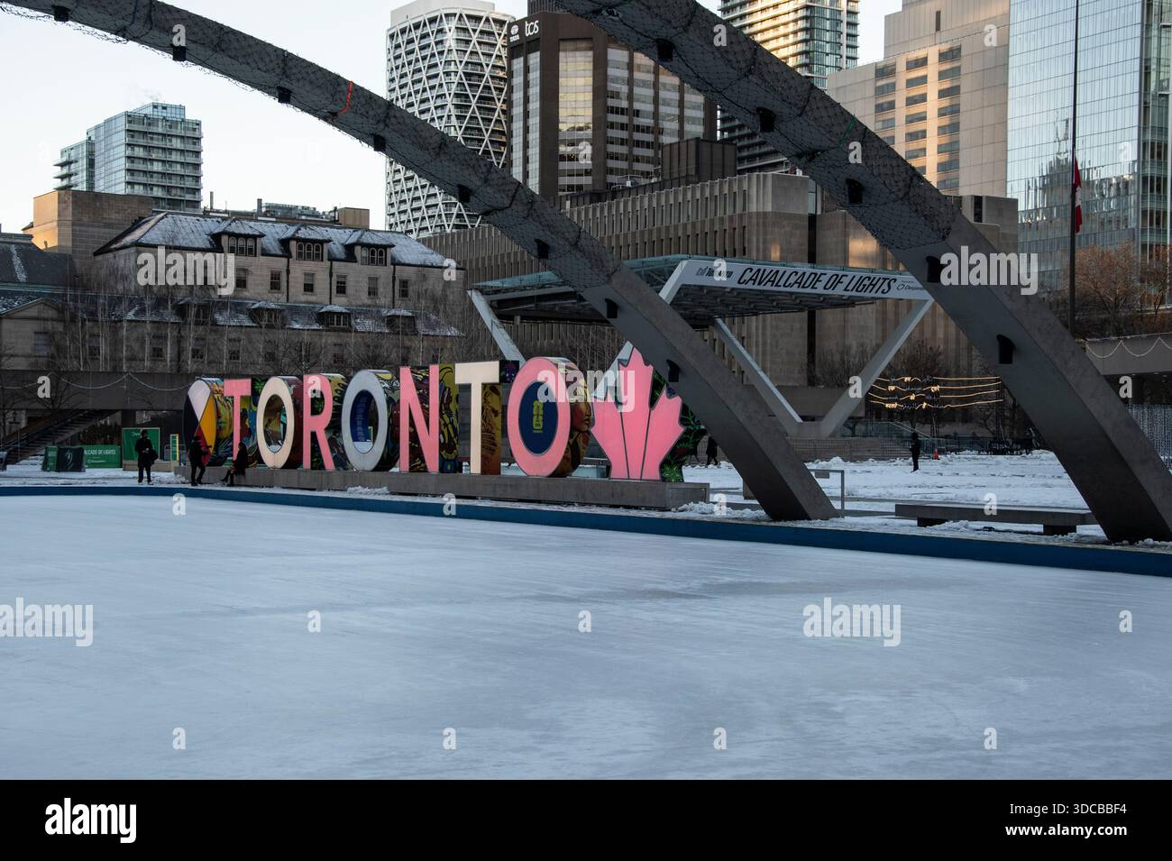 Toronto sign by the skating rink at Nathan Phillips Square on Queens ...
