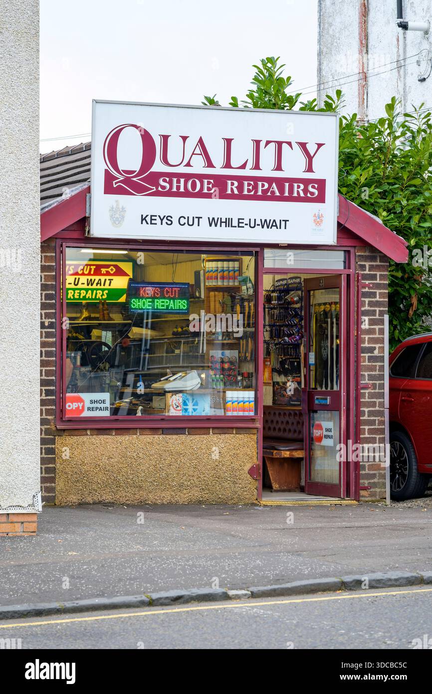 Giffnock hi-res stock photography and images - Alamy