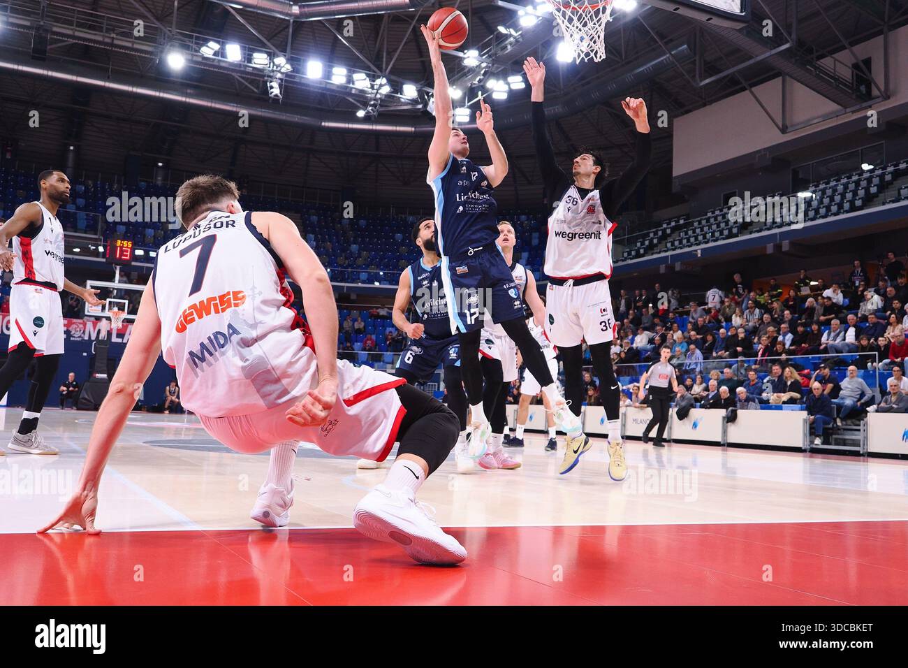 Kiryl Tsetserukou (Liofilchem Roseto) during Wegreenit Urania Milano vs ...