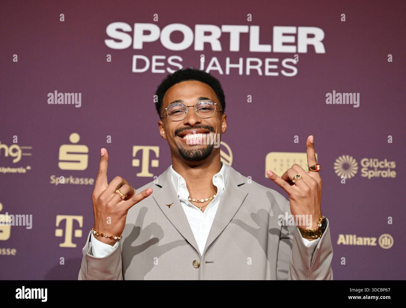 21 December 2025, Baden-Württemberg, Baden-Baden: Decathlete Leo ...