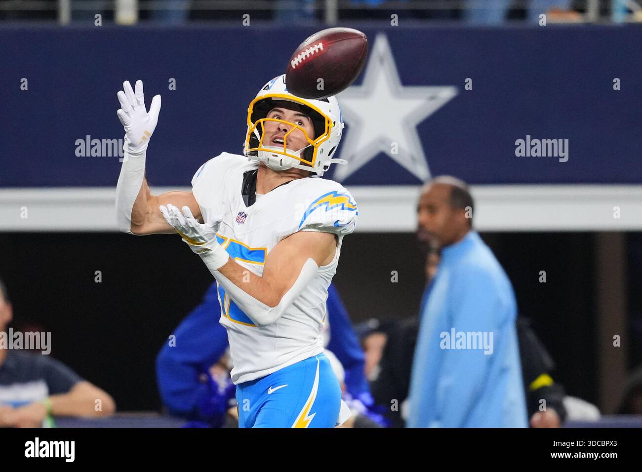 Los Angeles Chargers wide receiver Ladd McConkey (15) makes a touchdown ...