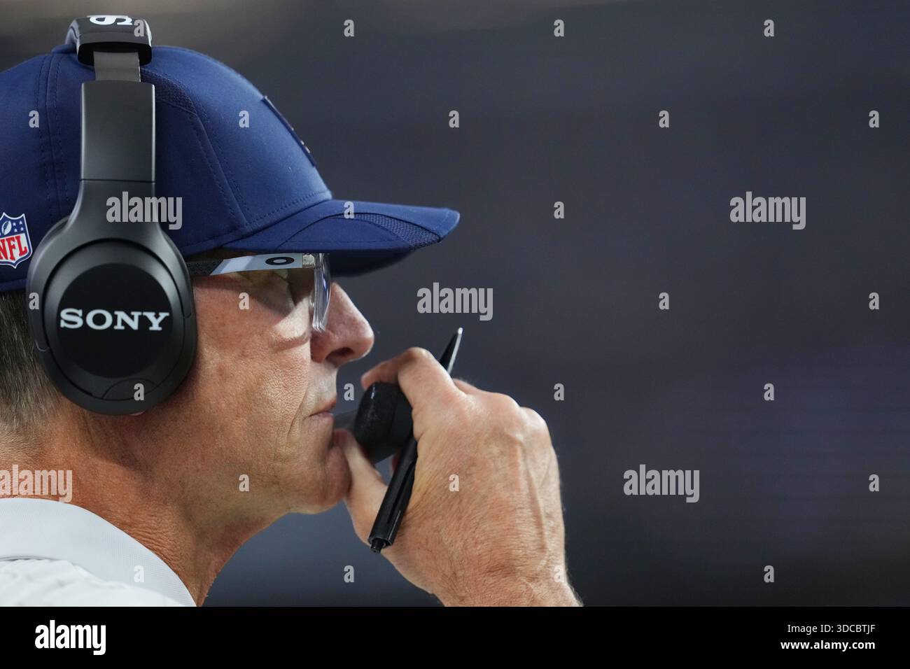 Los Angeles Chargers head coach Jim Harbaugh watches from the sideline ...