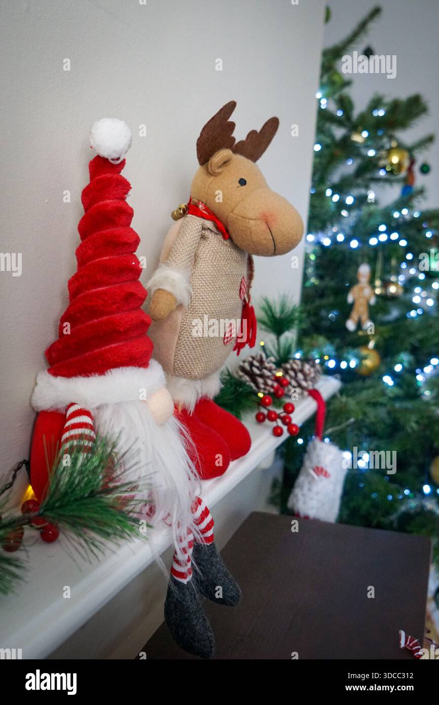 Festive plush santa reindeer hi-res stock photography and images - Alamy