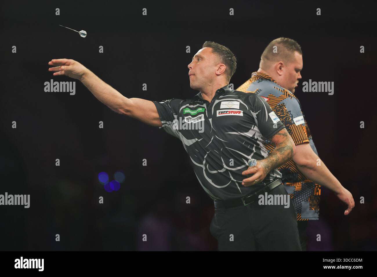 Wesley plaisier darts hi-res stock photography and images - Alamy