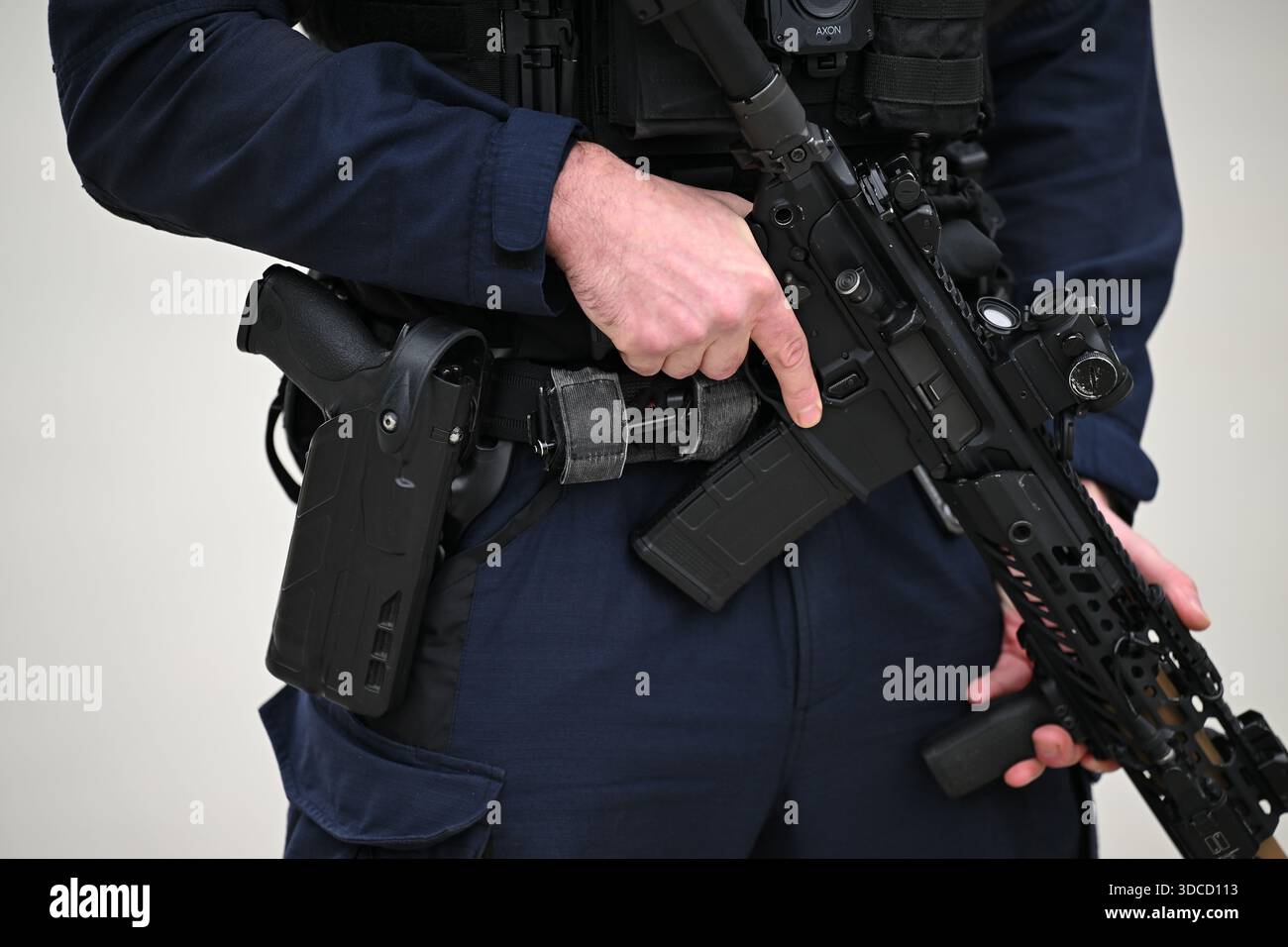 Generic image of a Victoria Police CIRT officer carrying a longarm semi ...