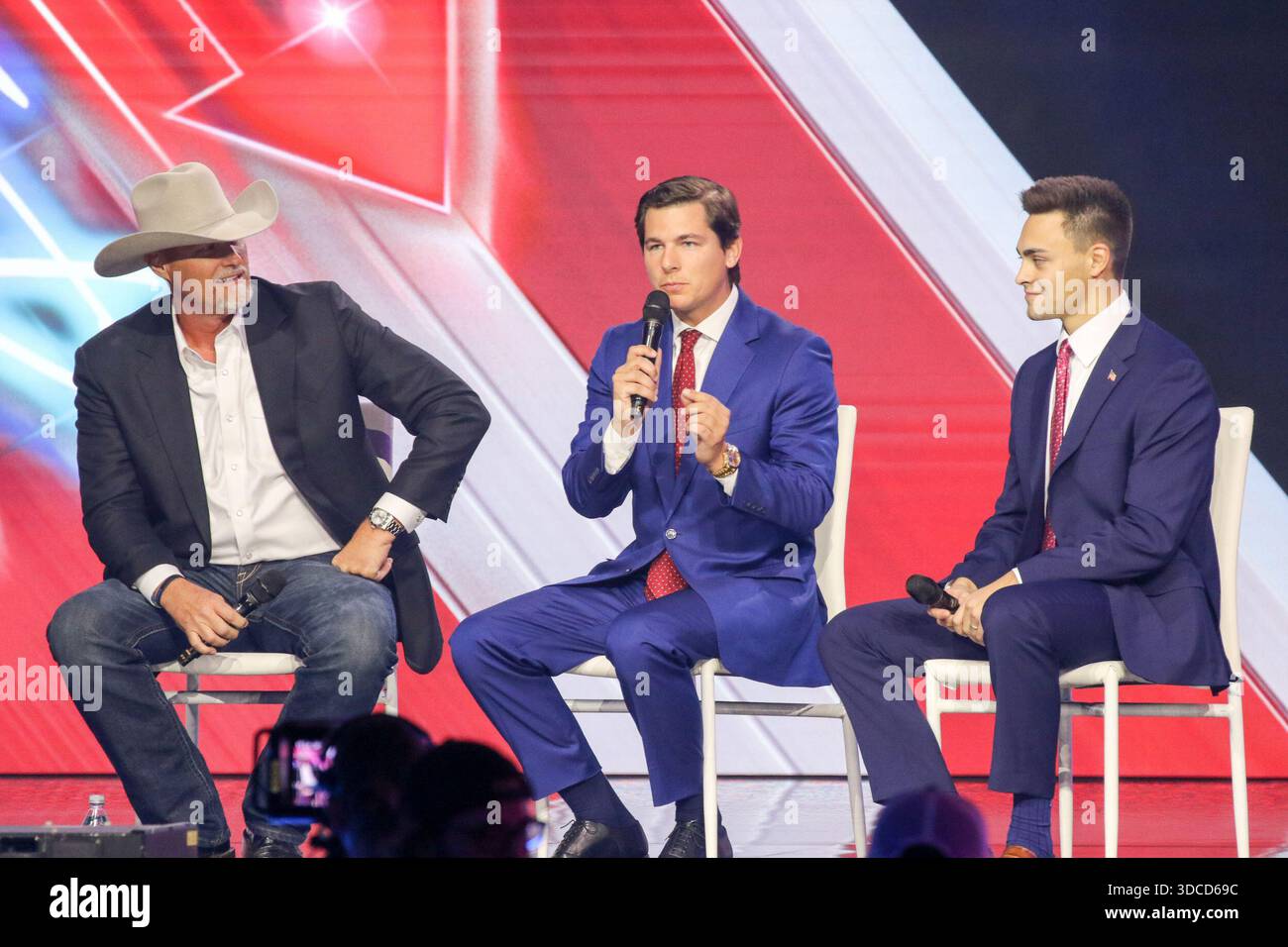 Sheriff Lamb, Joe Mitchell and Michael Alfonso participate in a Q&A on ...