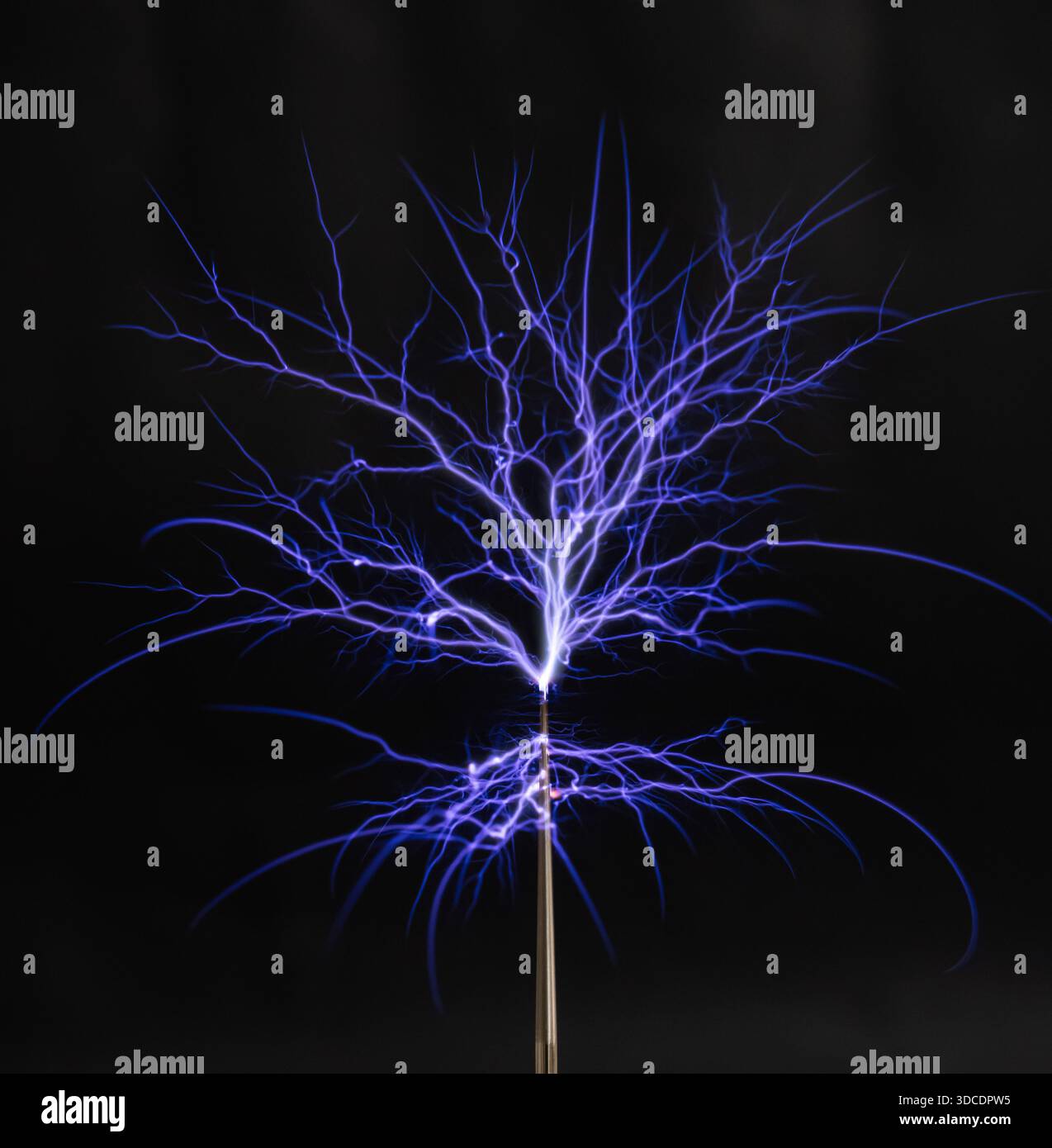 Spectacular electric arc discharge from a Tesla coil with branching ...
