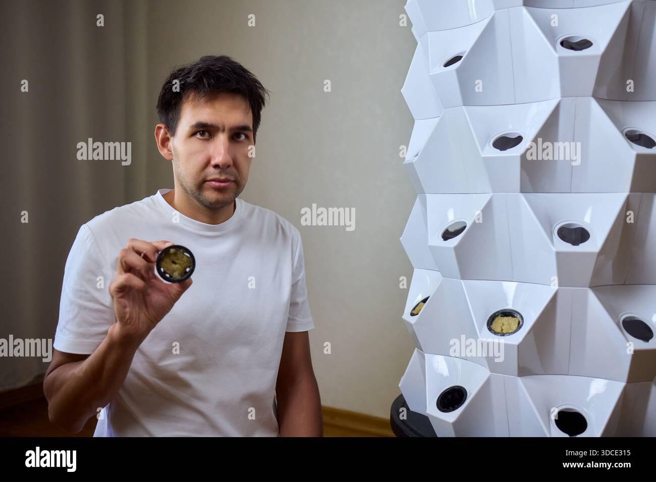 Sustainable Agriculture. Hydroponics based production method farm ...