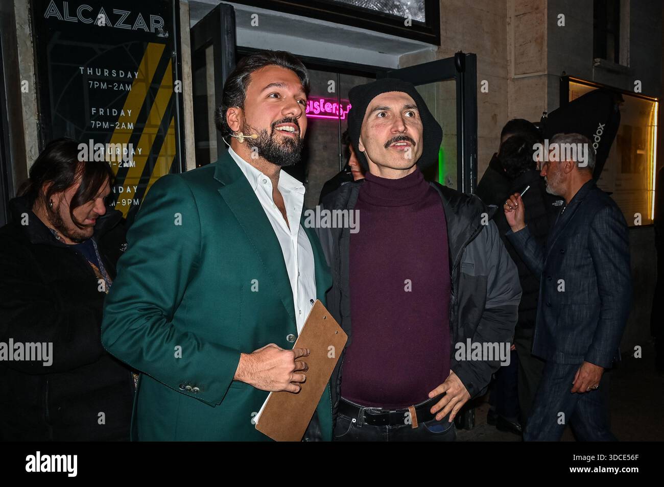 **NO WEB OR NEWSPAPERS FOR ITALY ONLY** Alcazar fabrique du cinema ...