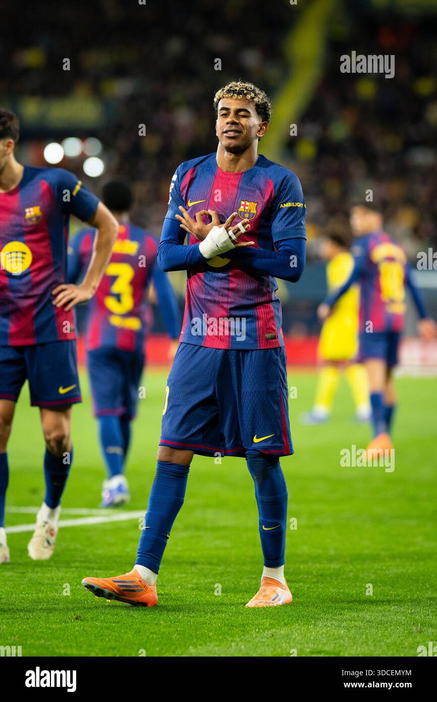 Barcelona 2026 yamal hi-res stock photography and images - Alamy