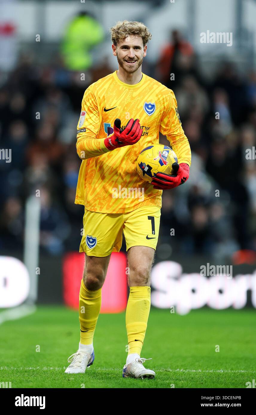 Portsmouth goalkeeper Nicolas Schmid during the Sky Bet Championship ...