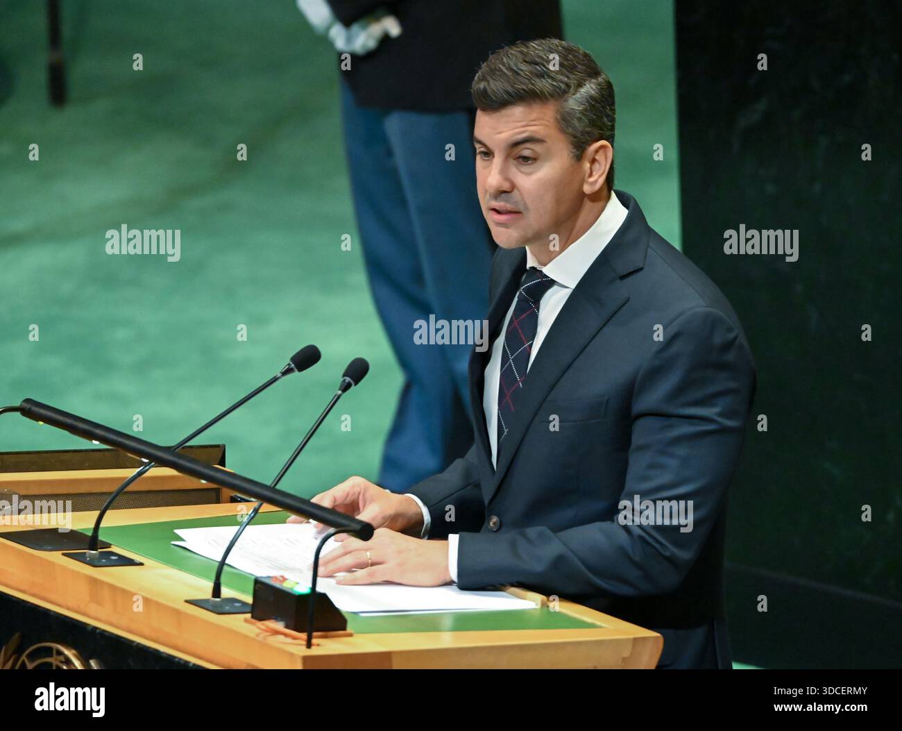 President Santiago PeÃ±a Palacios of Paraguay addresses the United ...