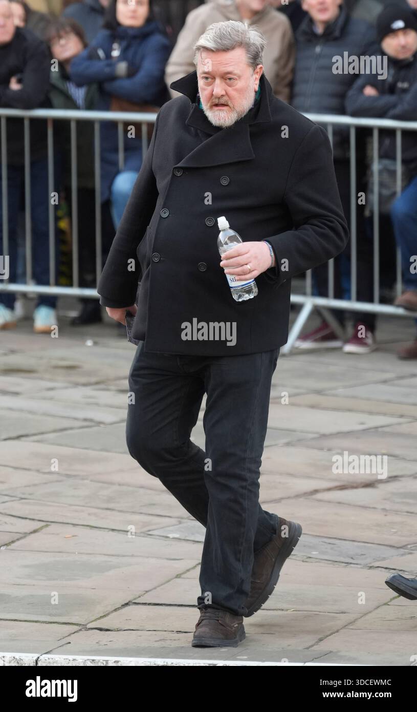 Guy Garvey from Elbow arriving for the funeral service of former Stone ...