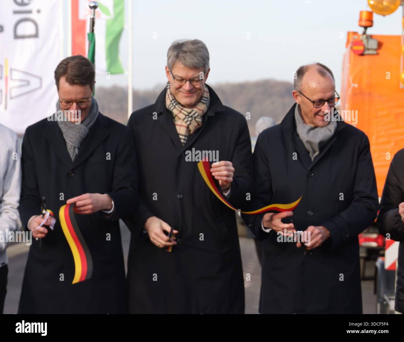 Talbruecke Merz 22.12.2025, germany, Luedenscheid, Rahmedetalbruecke ...