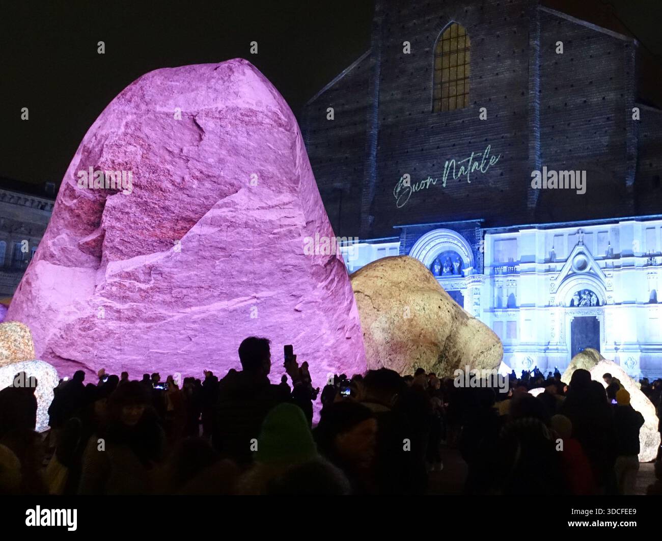 Bologna. Lighting of Iwagumi - Dismisura, a Christmas installation and ...