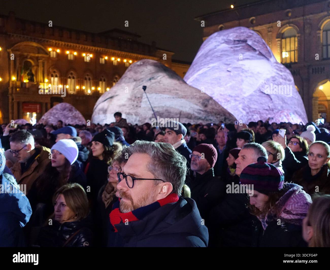 Bologna. Lighting of Iwagumi - Dismisura, a Christmas installation and ...
