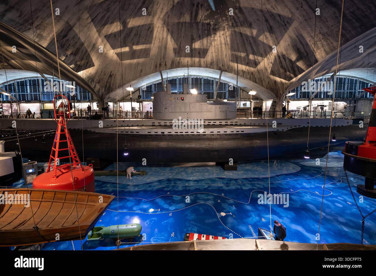 Eml lembit submarine hi-res stock photography and images - Alamy