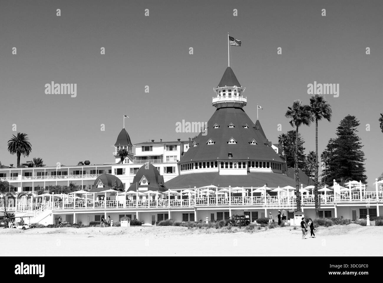 Iconic era Black and White Stock Photos & Images - Alamy