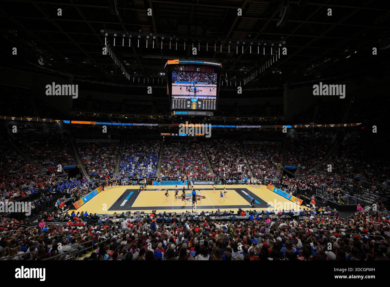 Texas A&M and Kentucky compete in the NCAA Division 1 college ...